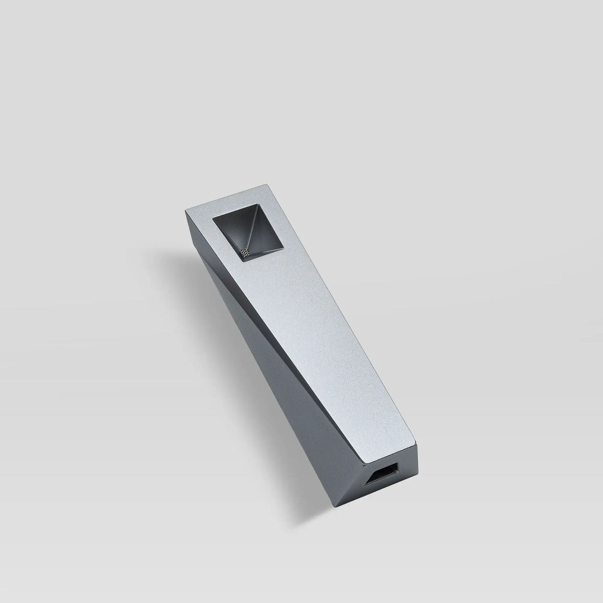TEMPEST (Mercury) - Designer Magnetic Cooling Pipe | ARTIFACT